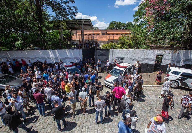 Ataque Em Escola De Suzano Deixa 10 Mortos E 23 Feridos Hora Do Povo