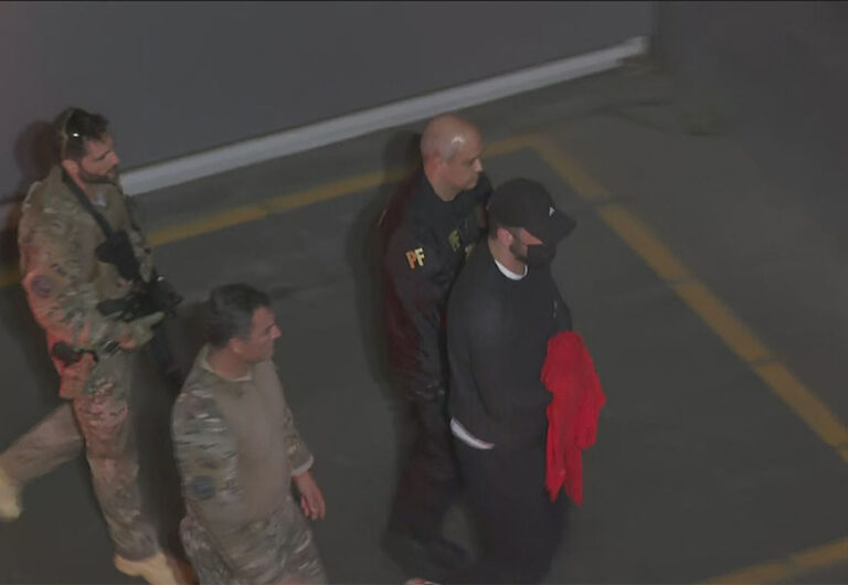 Extraditado dos Emirados Árabes, bolsonarista Thiago Brennand chega ...